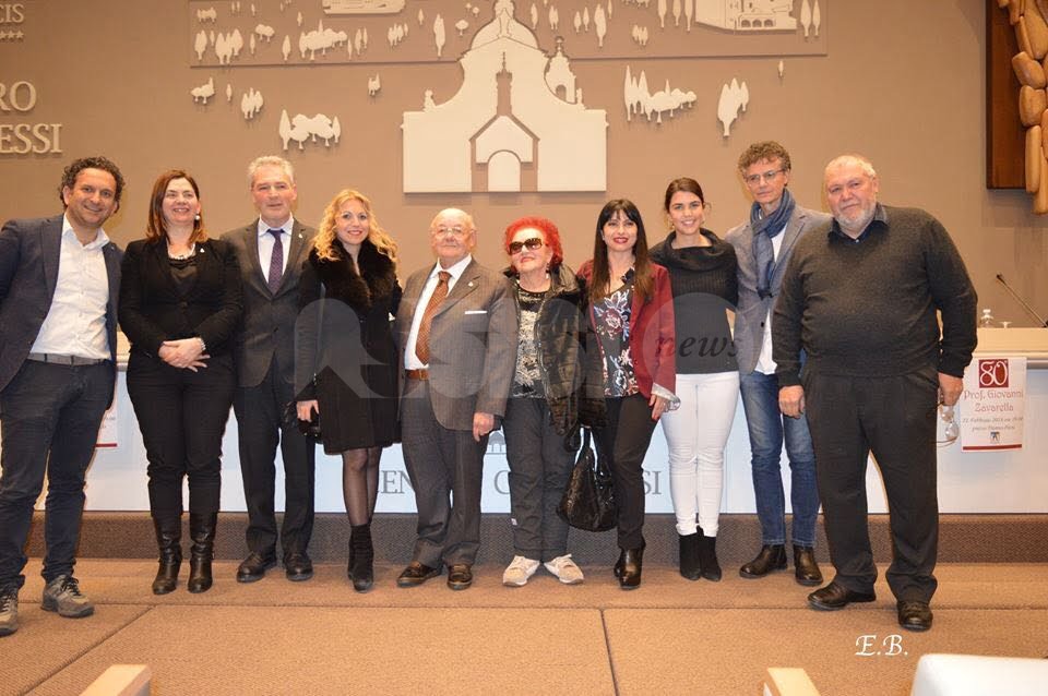 Giovanni Zavarella compie 80 anni: Santa Maria lo festeggia a sorpresa ...
