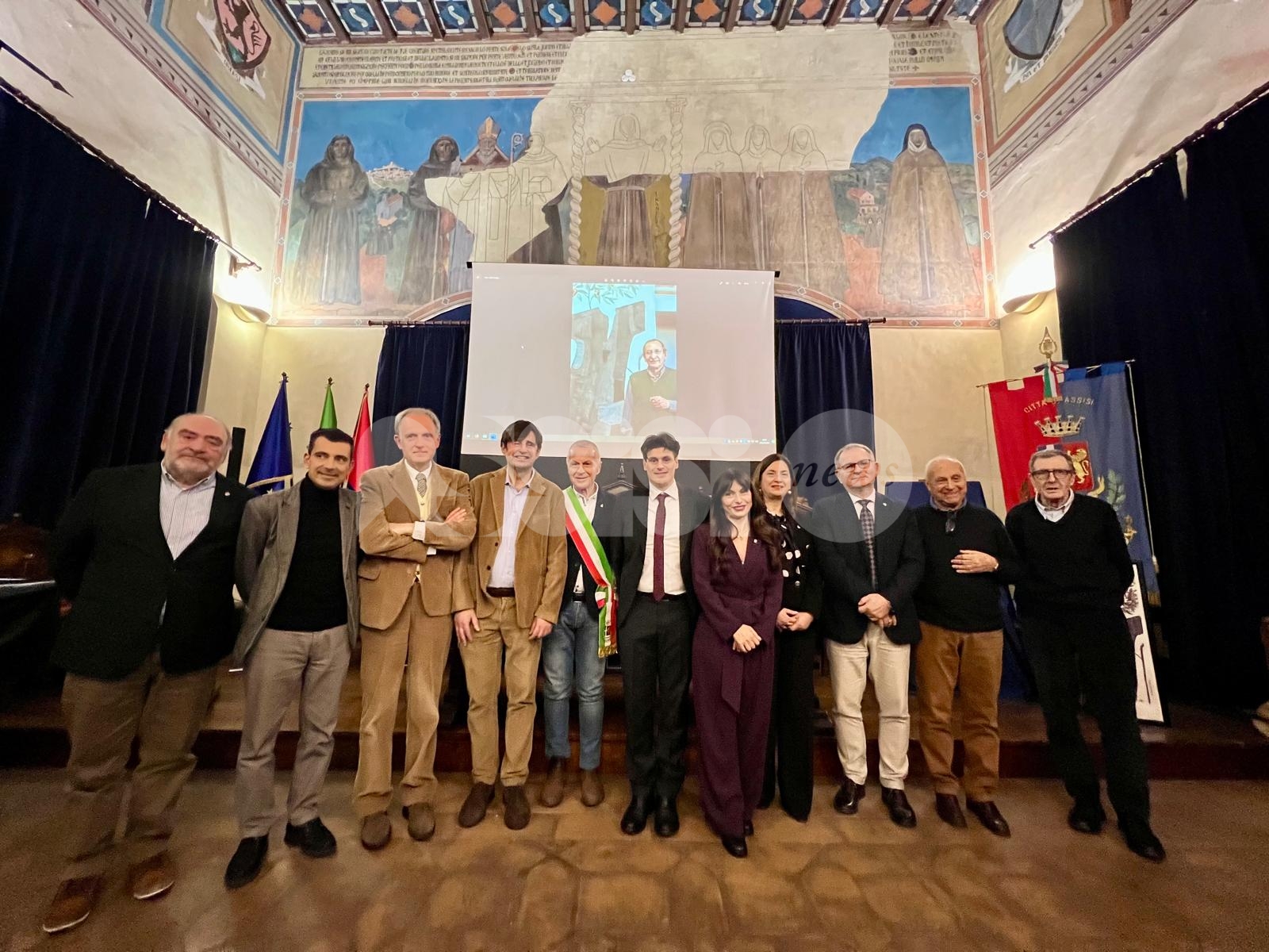 Assisi e Siena omaggiano l'artista Claudio Carli: evento alla Sala ...